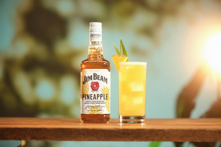 Jim Beam is launching a new pineapple-flavored bourbon