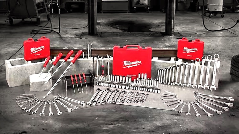 What Comes In Milwaukee's 191-Piece Mechanics Tool Set? (And Where Can ...