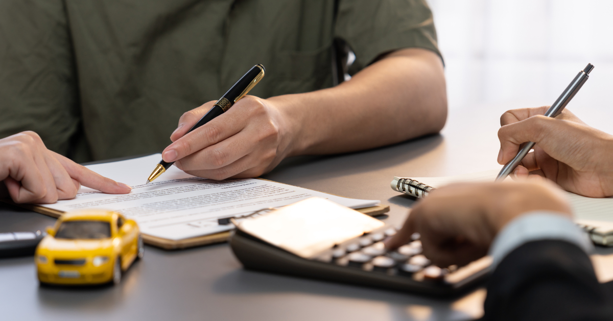 FinanceBuzz Money - MSN