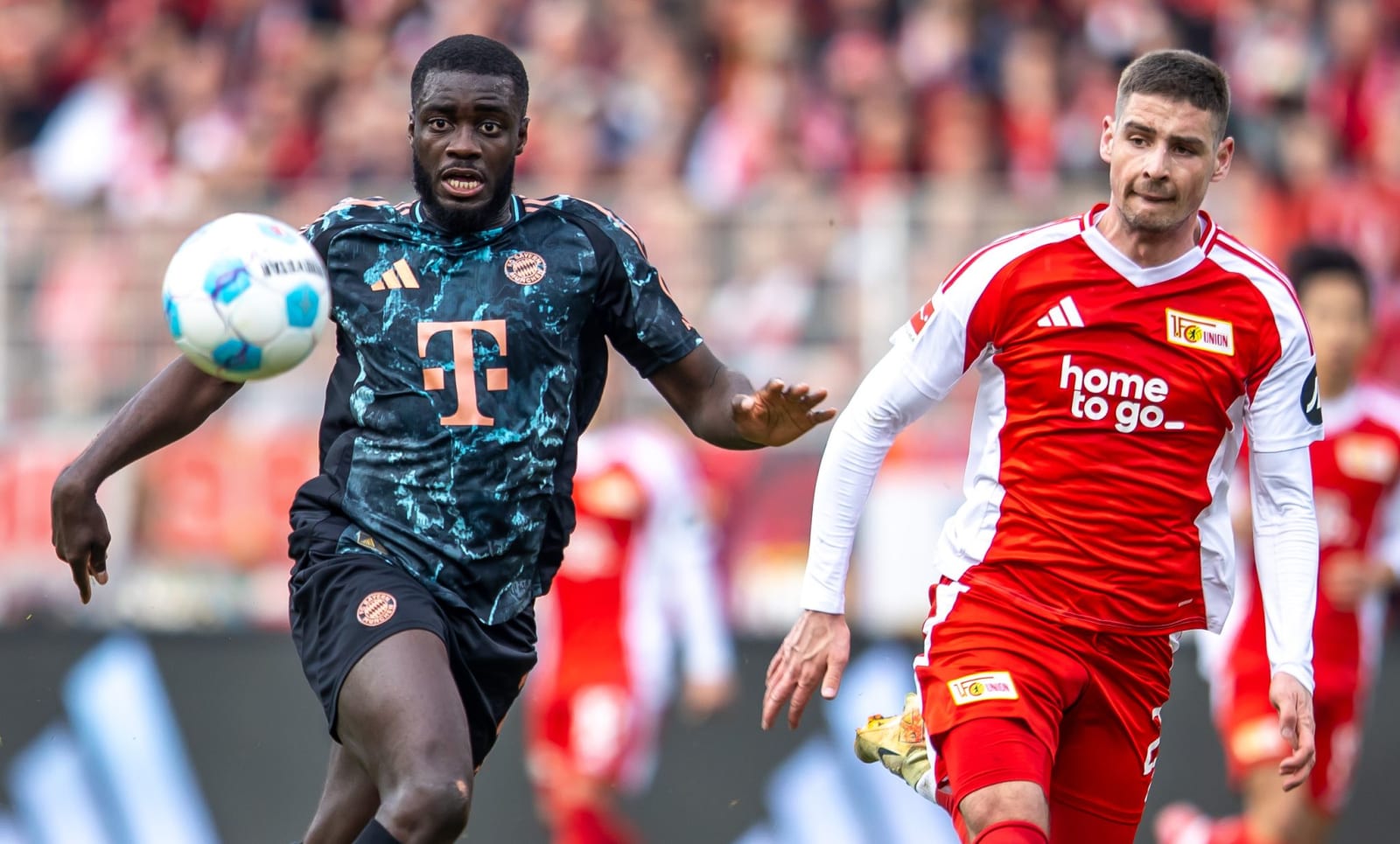 Double Bayern injury blow: Davies out for months, Upamecano for weeks