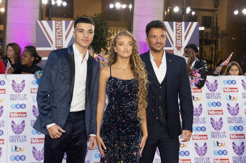 Katie Price dealt crushing blow as kids 'told to distance themselves ...