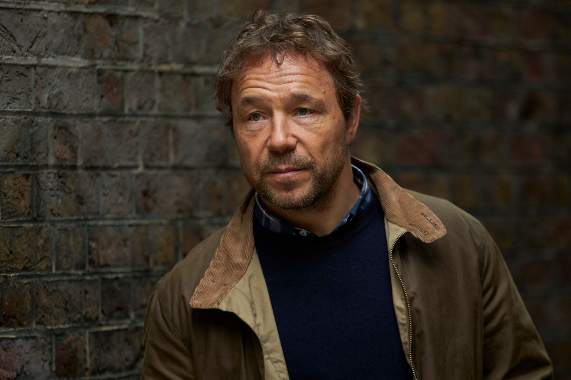 Stephen Graham drama hailed 'stupendous' soars up Netflix chart after ...
