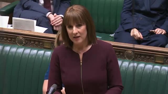 Ex-Labour MP challenges Reeves over £150k salary and ‘freebie’s after ...