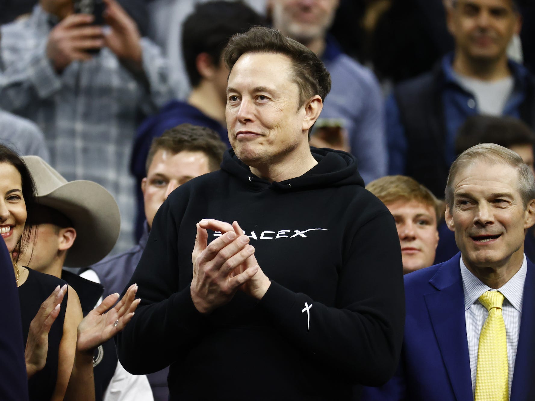 Elon Musk jumps into 2 closer-than-expected House elections in Florida