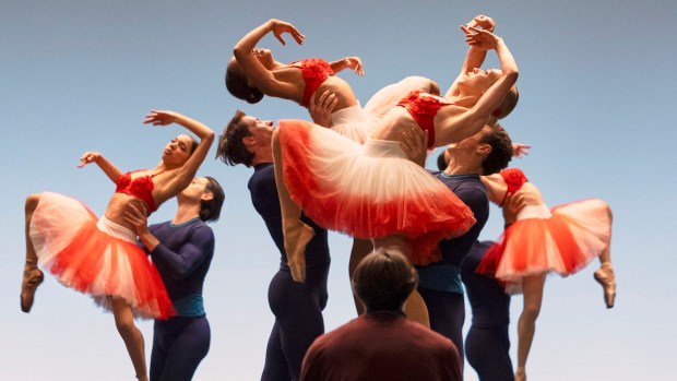 Amy Sherman-Palladino's Ballet Comedy 'Étoile' First Trailer Sees 2 ...