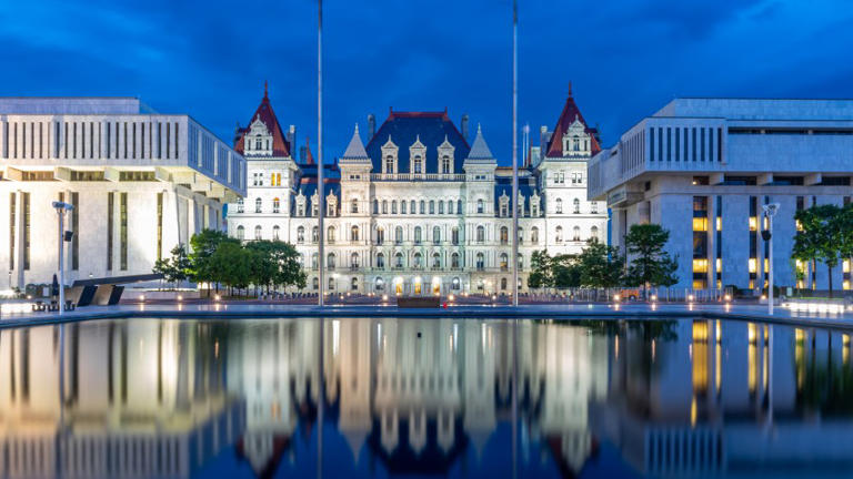 NY exploring options to redraw congressional map mid-decade