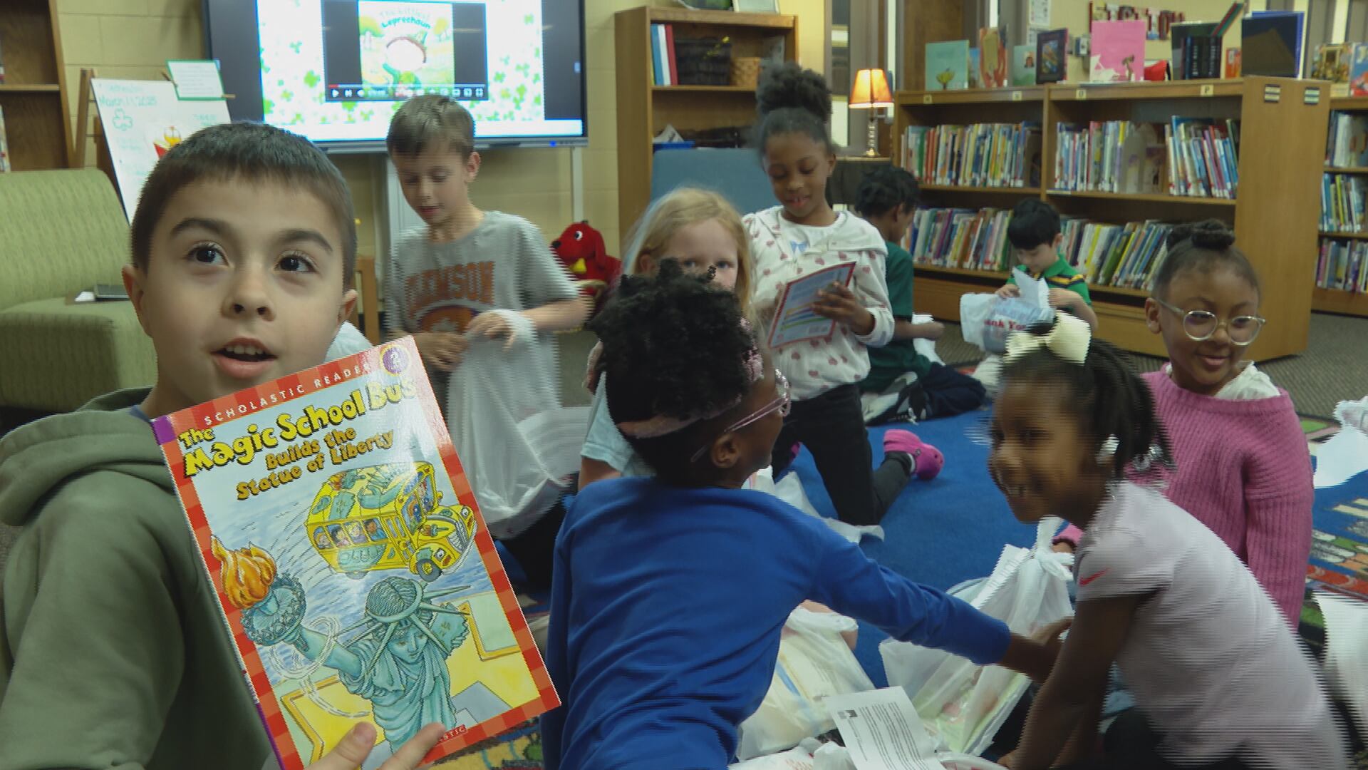 R2 Ready to Read Program brings books to young students in Richland County