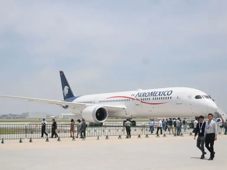 ¡Aeroméxico amplía su flota! Ya tiene 100 aviones Boeing 737