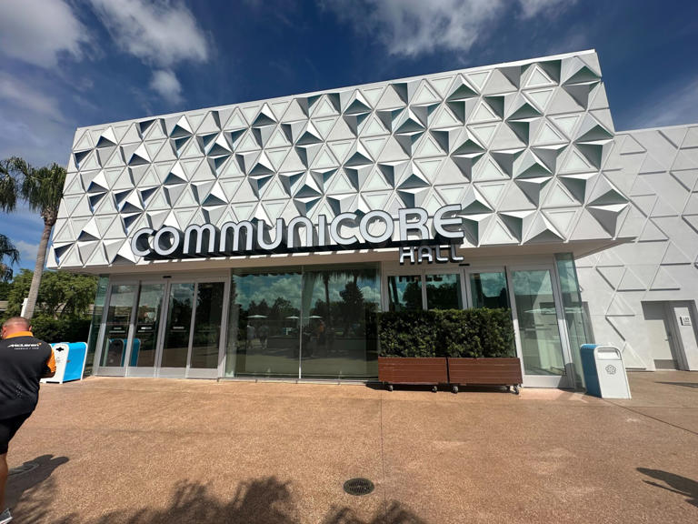 Goofy Taking Over CommuniCore Hall, Stitch Invading Tomorrowland, and ...