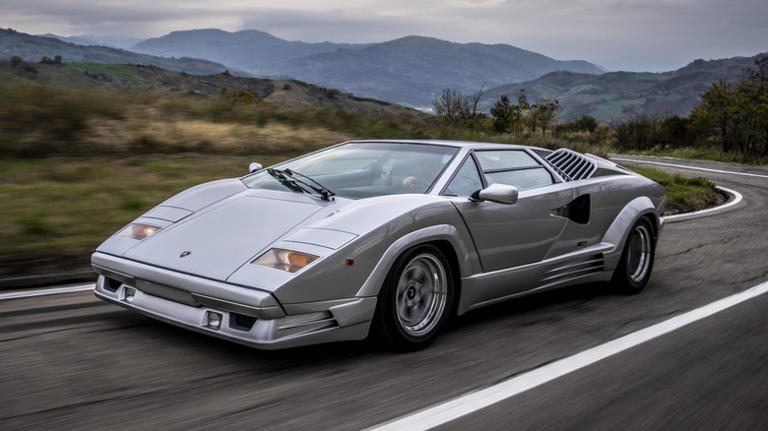 10 Iconic Lamborghini Car Names (And What They Mean)