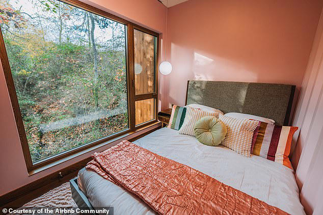 World's most popular Airbnbs on TikTok revealed - from huge mansion ...