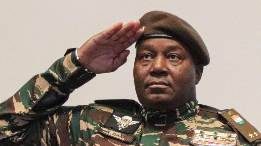 Niger coup leader sworn in as president for five years