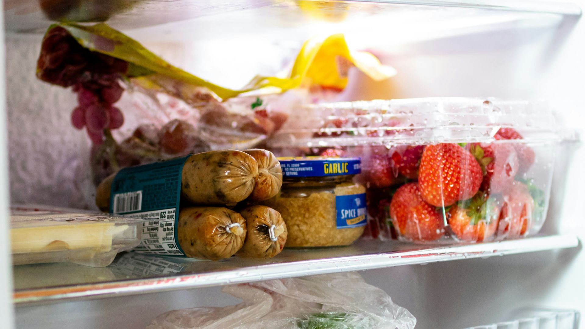 10 Items To Stop Donating To Food Banks & 10 They’ll Always Want