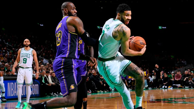 LeBron James makes bold claim on rival team's past success