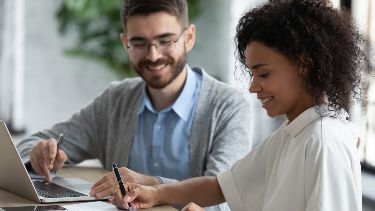 What are the best interest rates for a business savings account?