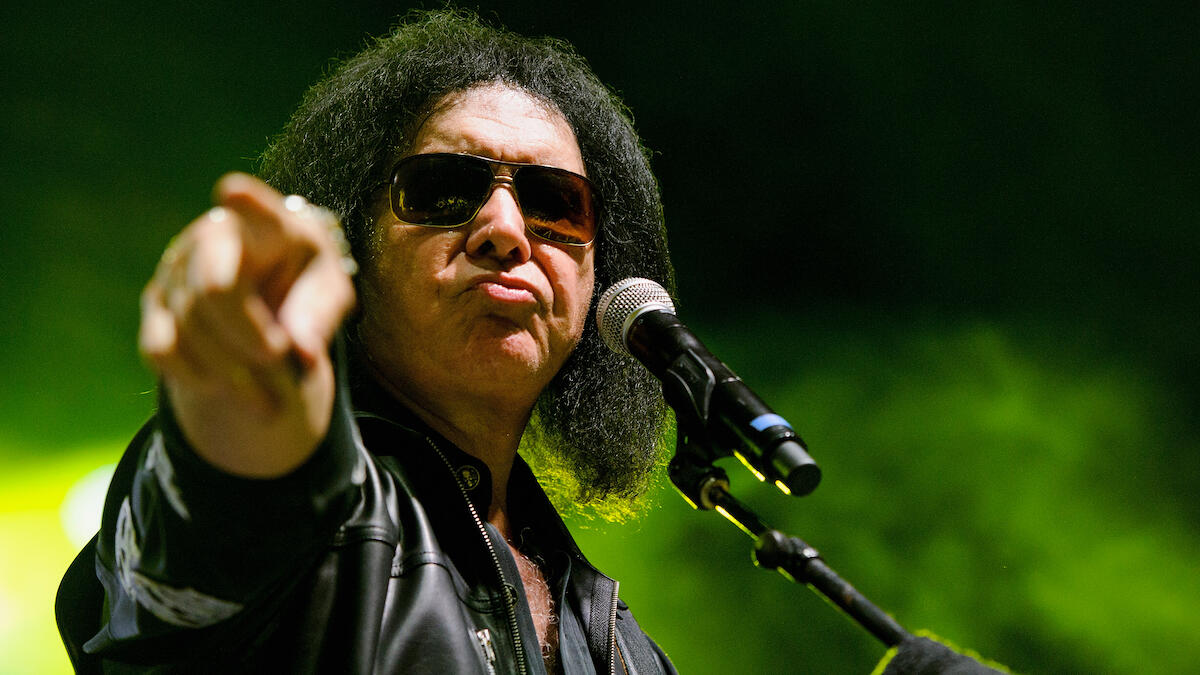 Gene Simmons Defends Charging Fans $12,495 To Be His Roadie For A Day