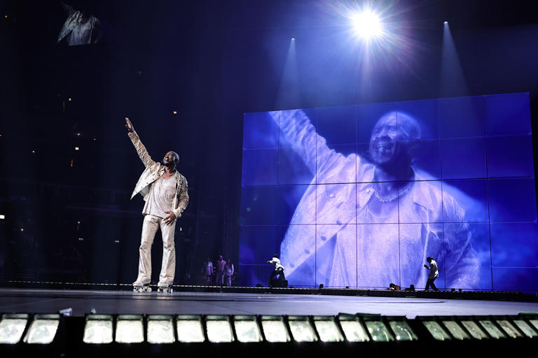 Usher at the O2 Arena: Full set times for Usher's final 2025 London ...