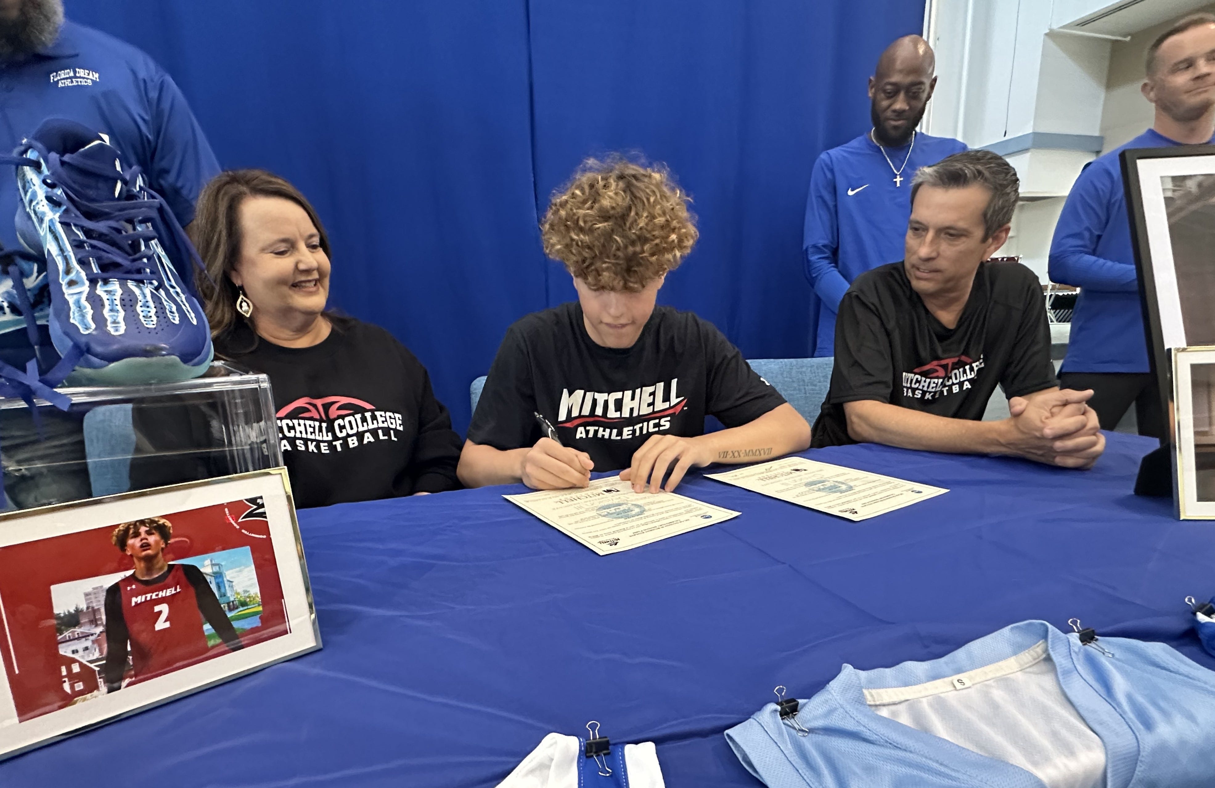 Destin High basketball standout Trace Williams signs to play at the ...