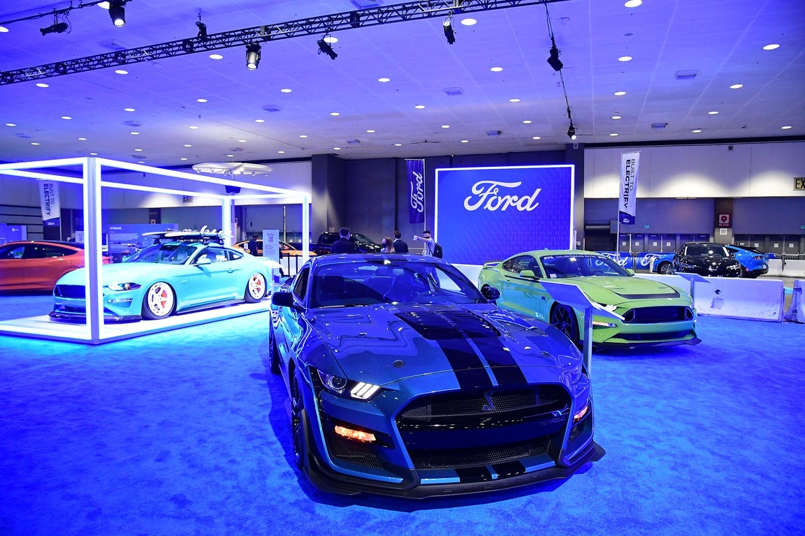 American Muscle: Ford Mustang, illustrated