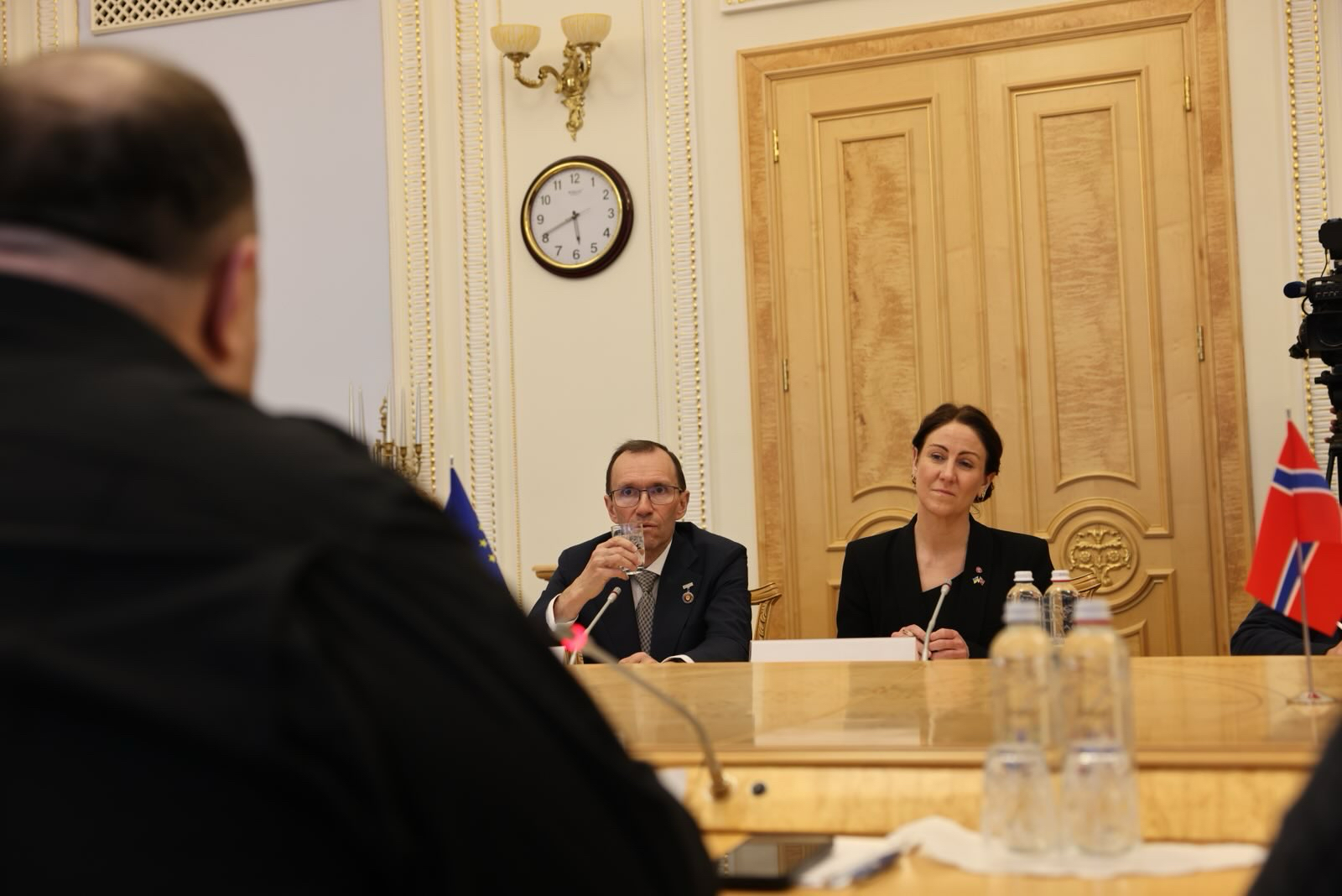 Eide og Brenna møtte Ukrainas utenriksminister i Kyiv