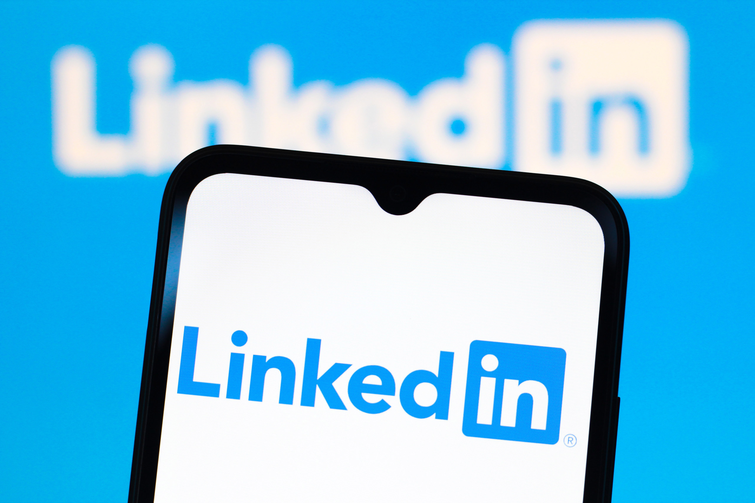 Mastering LinkedIn: tips for building your profile and networking Mastering LinkedIn: tips for building your profile and networking
