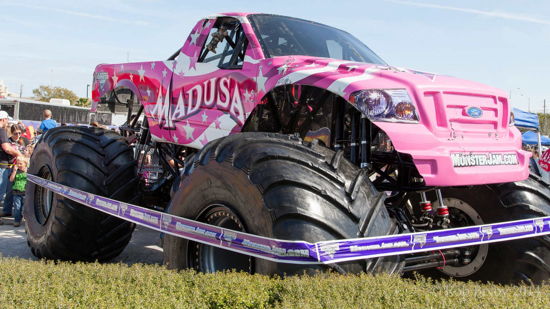 20 Unbelievable Monster Truck Crashes We Still Think About