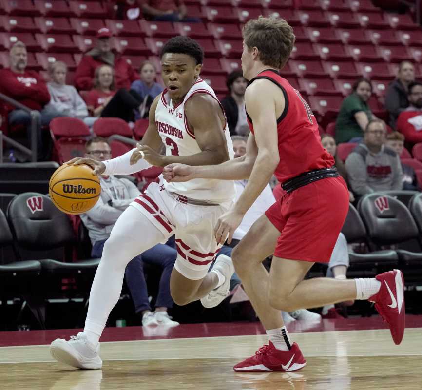 Wisconsin Basketball Loses First Player to the Transfer Portal