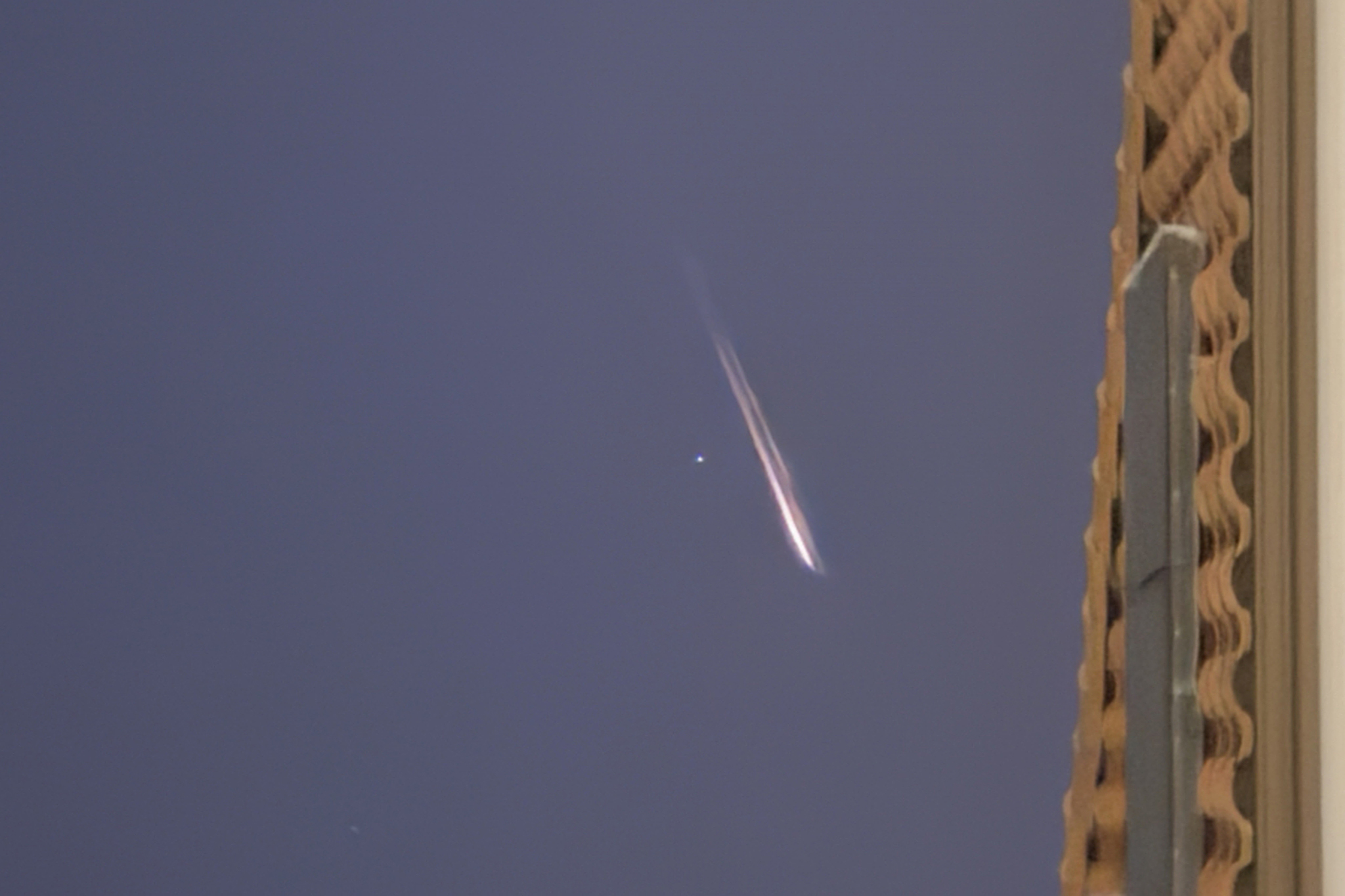 Mysterious 'fireball' spotted flying over San Francisco, Tahoe, Vegas