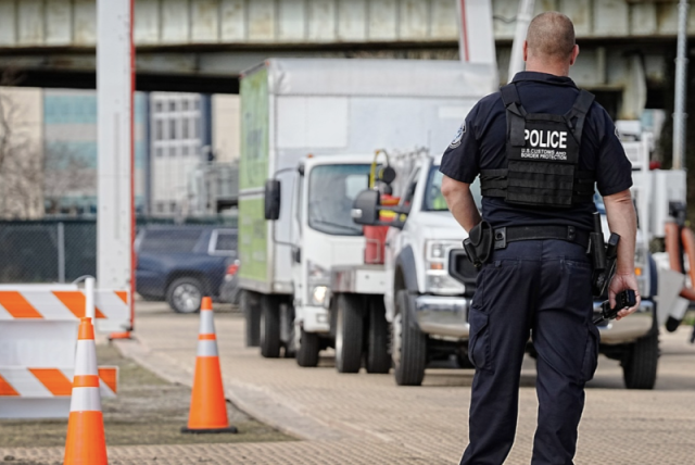 Cuidado: los productos u objetos que lo pueden delatar ante CBP, según ...