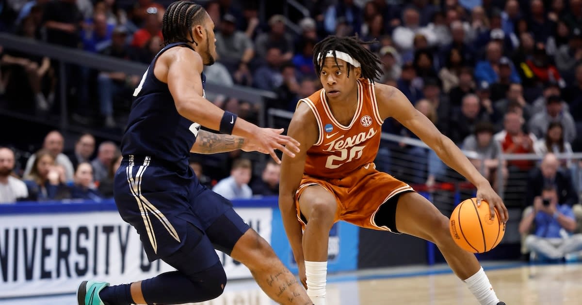 Texas SF Devon Pryor plans to enter NCAA transfer portal
