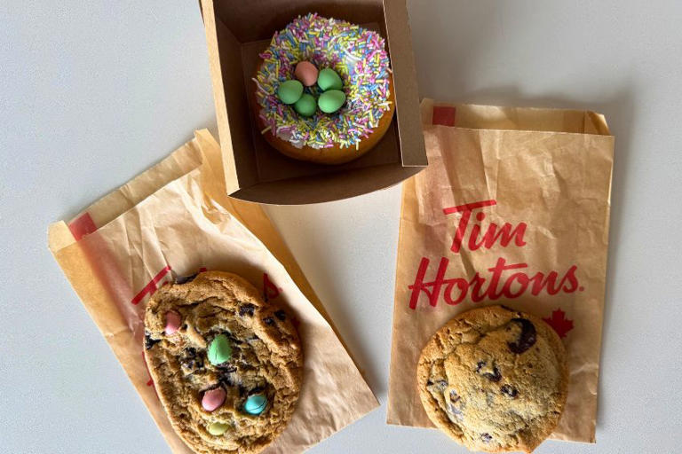 We Tried Tim Hortons’ New Brookie (Cookie Brownie) and Here’s Our ...