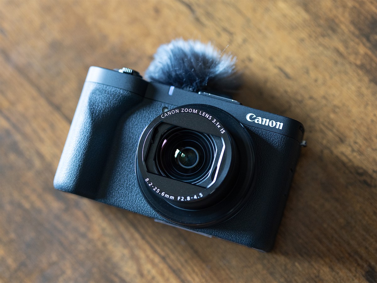 We went hands on with the Canon's V1 vlogging compact to answer your ...
