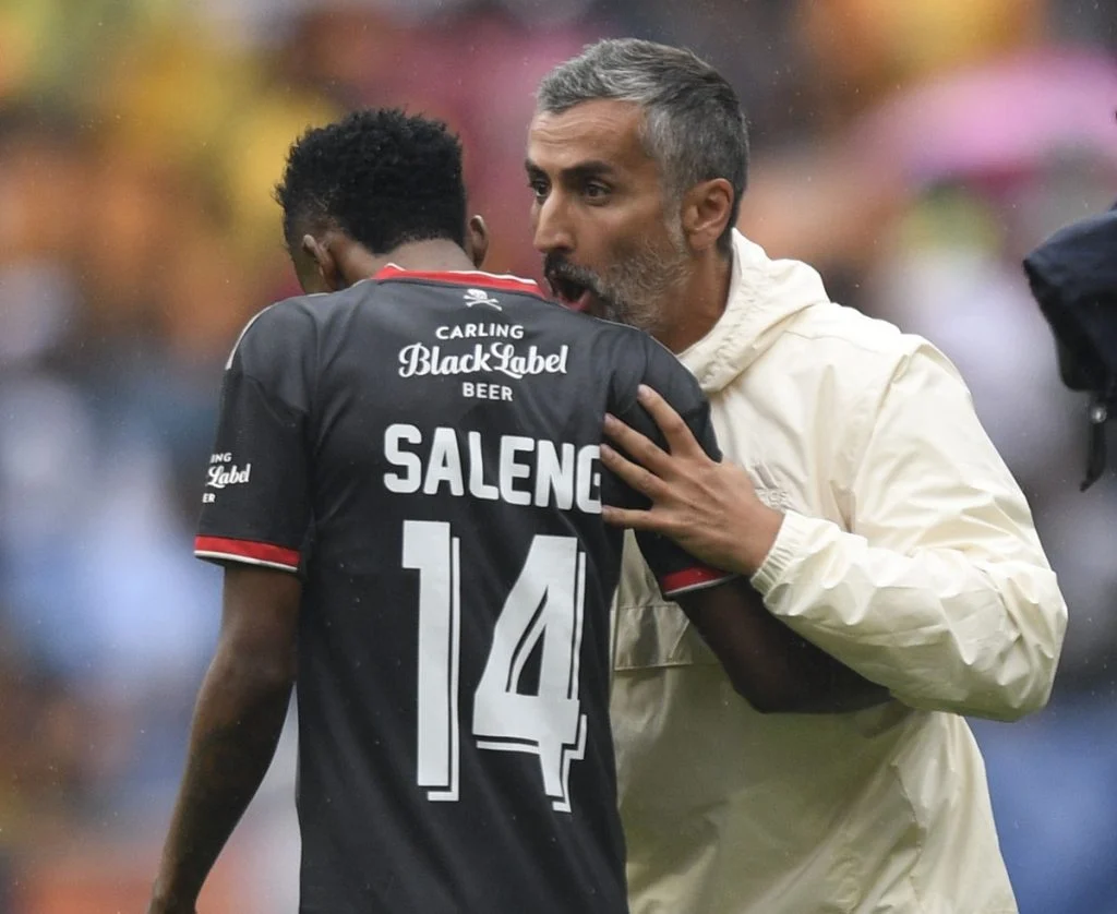 BREAKING: Orlando Pirates welcome back Monnapule Saleng!