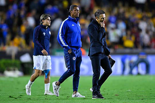 Vicente Sánchez va por mejor temporada que Anselmi