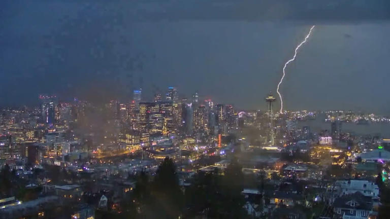 LIVE UPDATES: Severe thunderstorm watch issued for Seattle, Portland