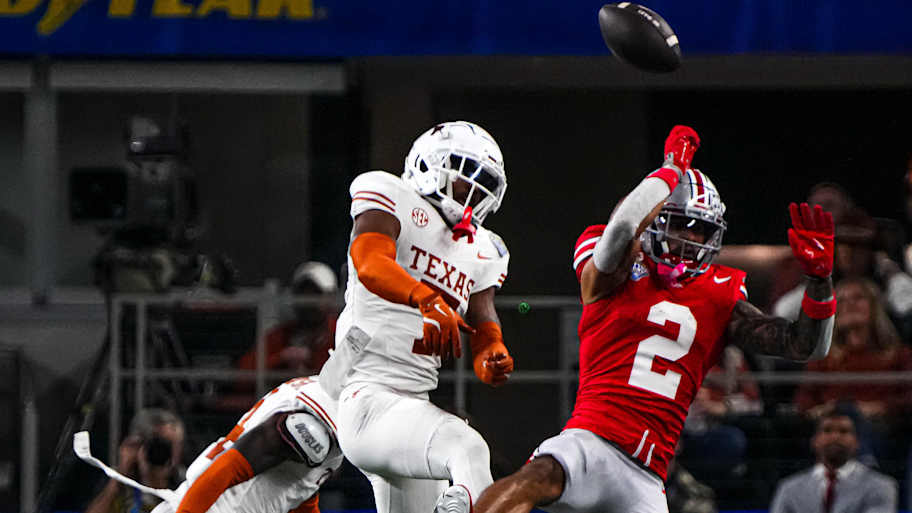 Bears look serious about secondary by meeting with top Texas DBs