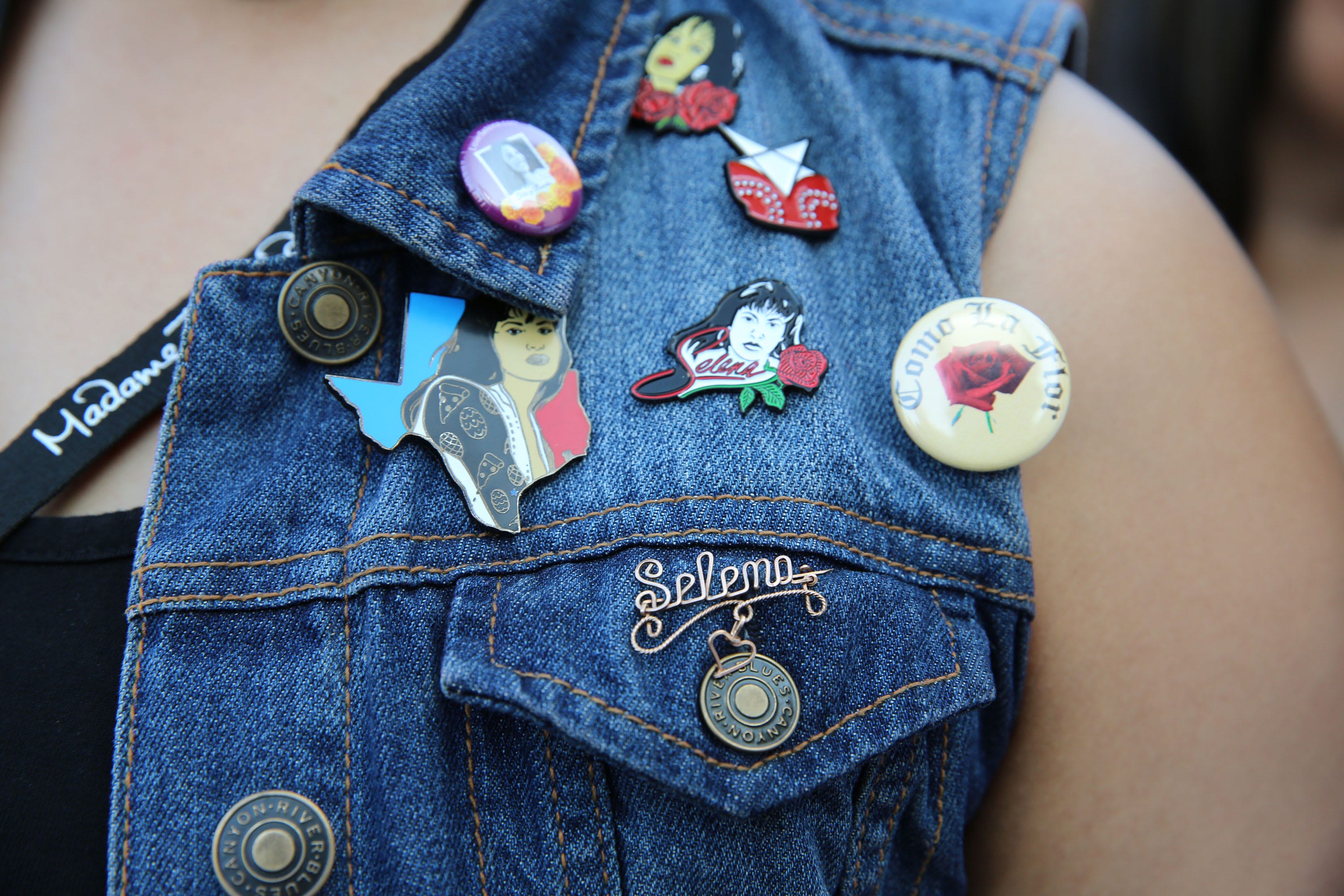 Decades after her death, singer Selena inspires fans to pursue their dreams