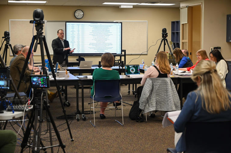 Sioux Falls School District proposes $3M in budget cuts to cover ...