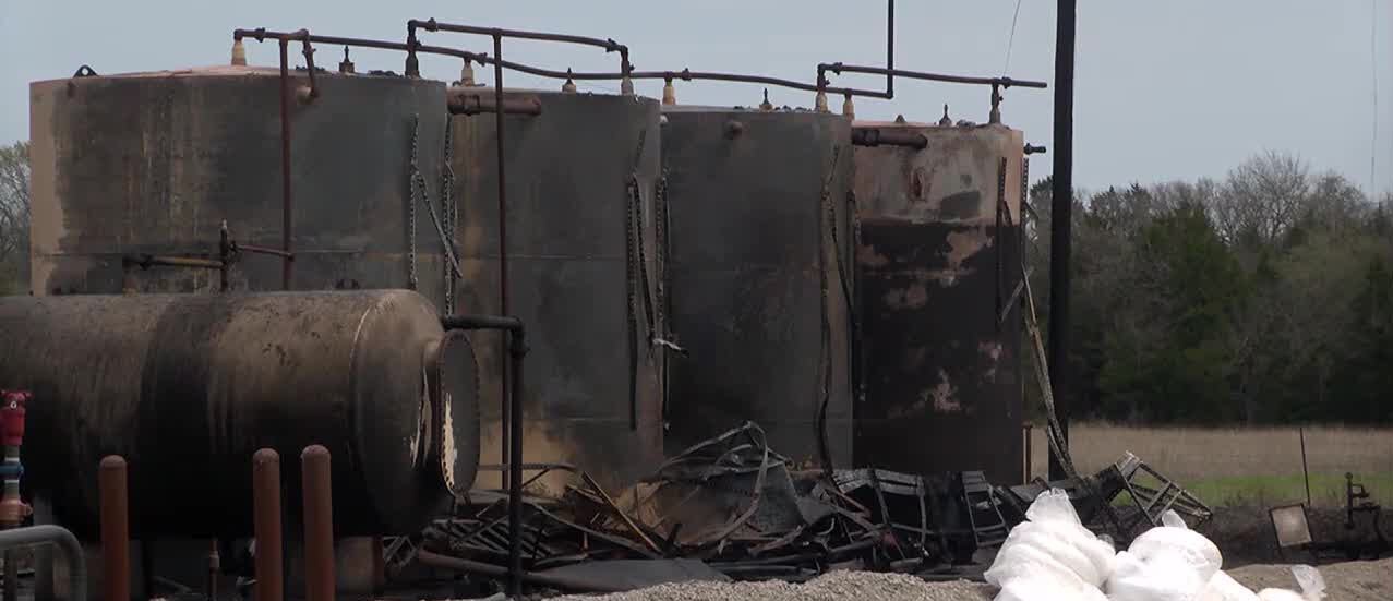 Lightning causes oil tank fire near Whitesboro