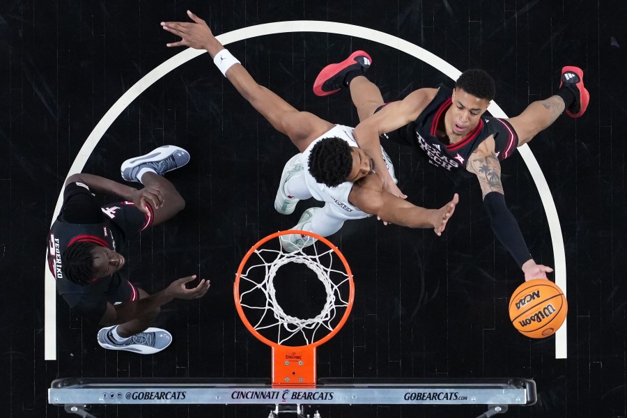 Texas Tech vs. Arkansas in Sweet 16 with McMillian’s status unclear