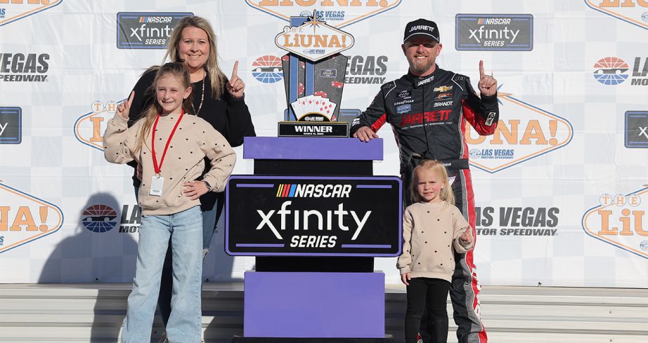 Drivers with most consecutive seasons with Xfinity Series win