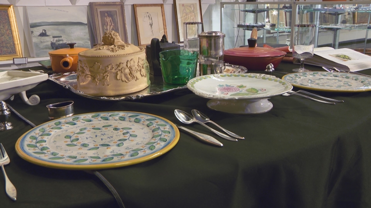 Lynne Rossetto Kasper's 'Splendid Collection' goes up for auction