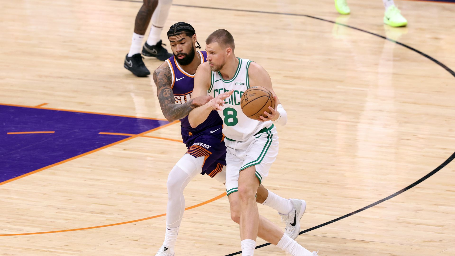 Boston Celtics, sans Jayson Tatum, demolish Phoenix Suns, 132-102