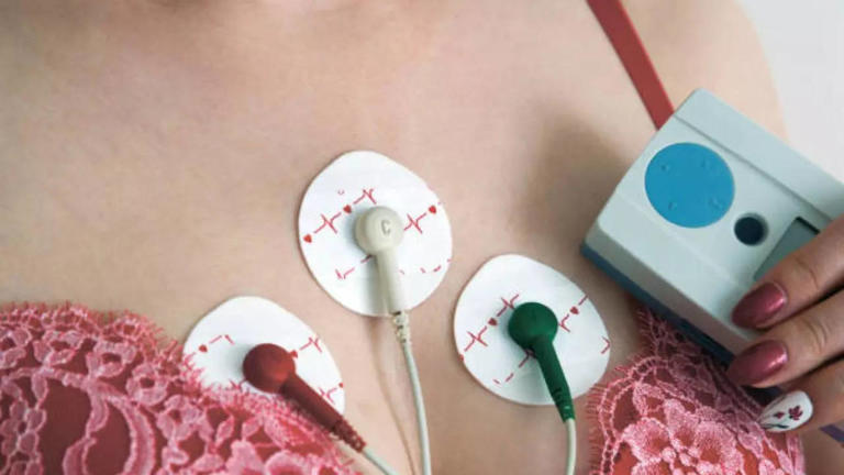 Woman With Complex Congenital Heart Disease Receives World’s First Leadless Pacemaker Implant ...