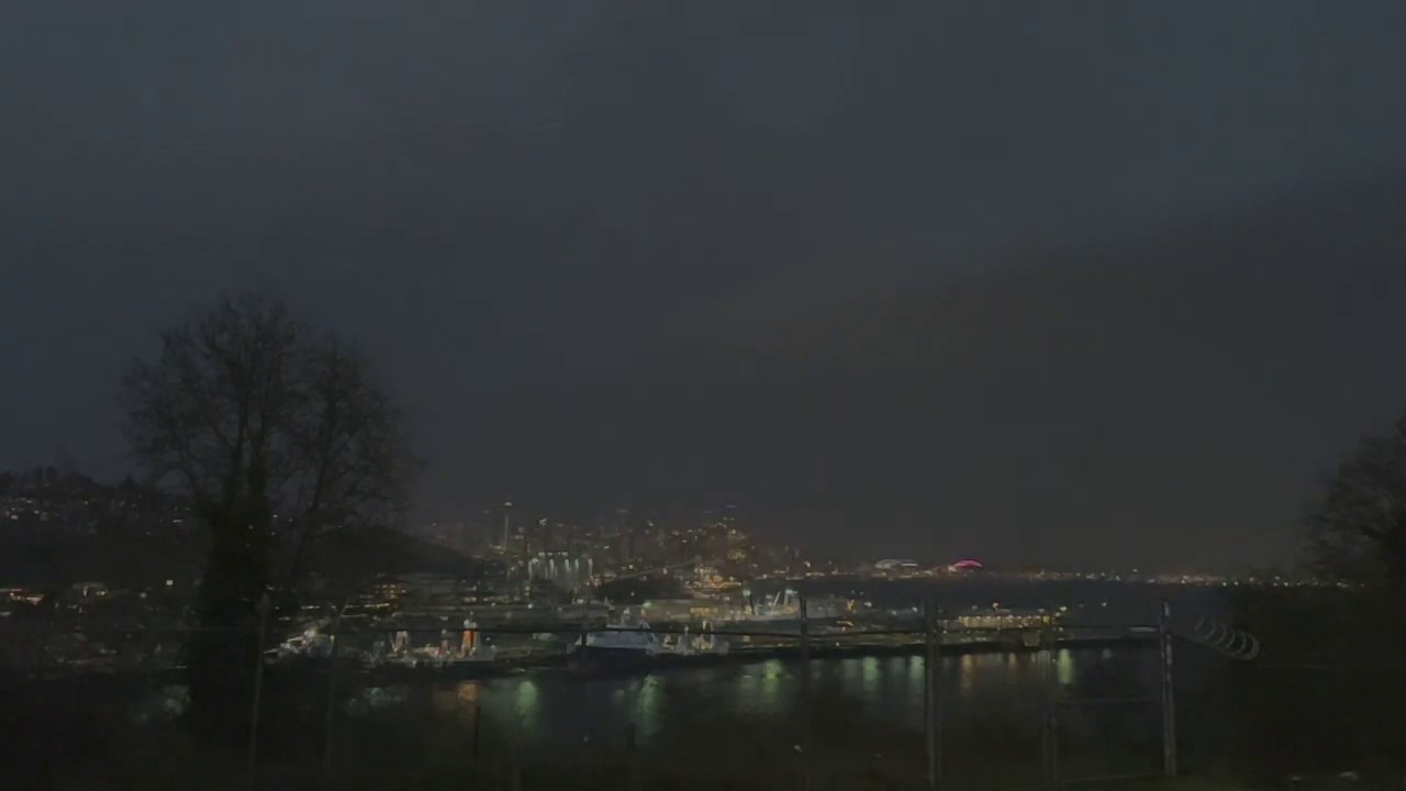 Watch: Seattle lightning captured on video