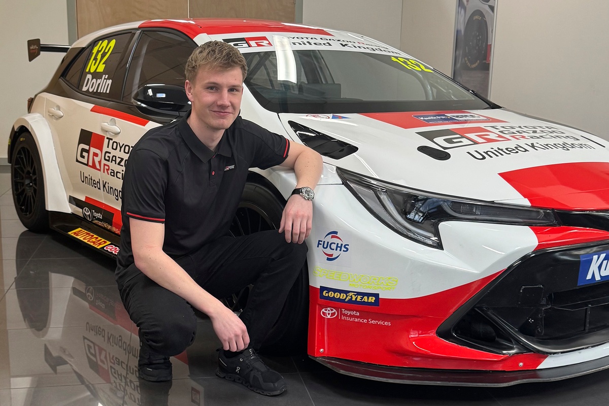 GT ace Dorlin claims final BTCC Toyota seat for 2025