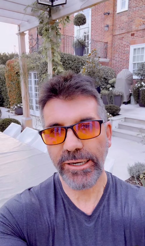 Simon Cowell's ultra-private £8 million Cotswolds home is full of décor ...