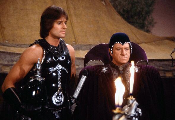 Star Wars and Batman legend Clive Revill dies aged 94 after long ...