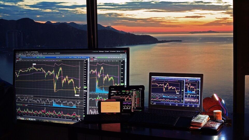 Larsen & Toubro share price climbs over 11% in March; what's driving ...