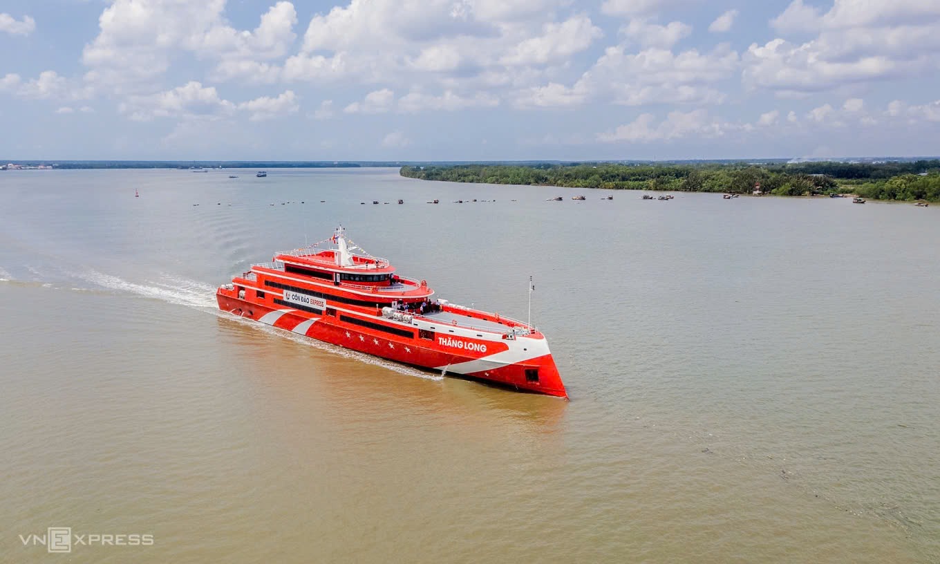 Vietnam's largest high-speed passenger vessel to resume Ho Chi Minh ...
